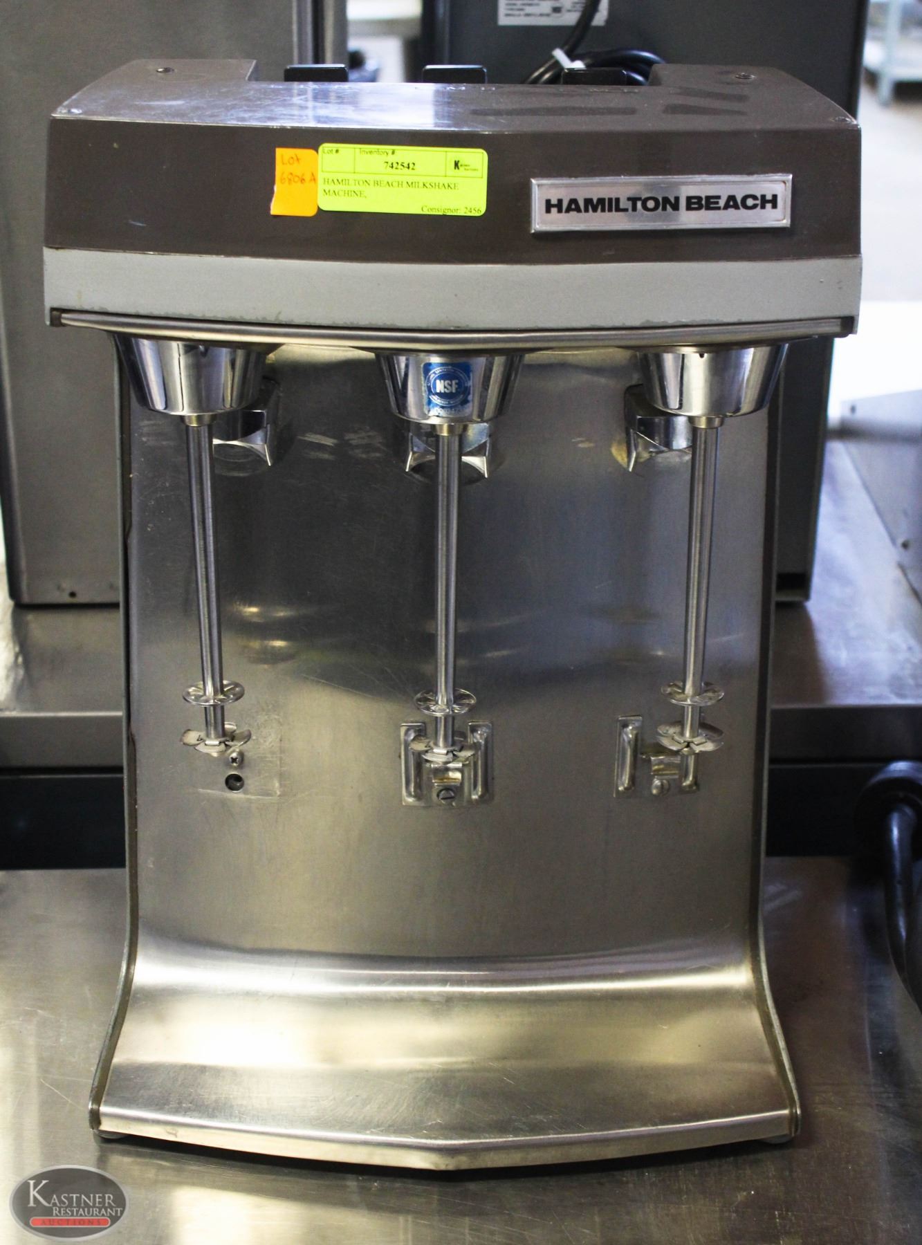 HAMILTON BEACH MILKSHAKE MACHINE,