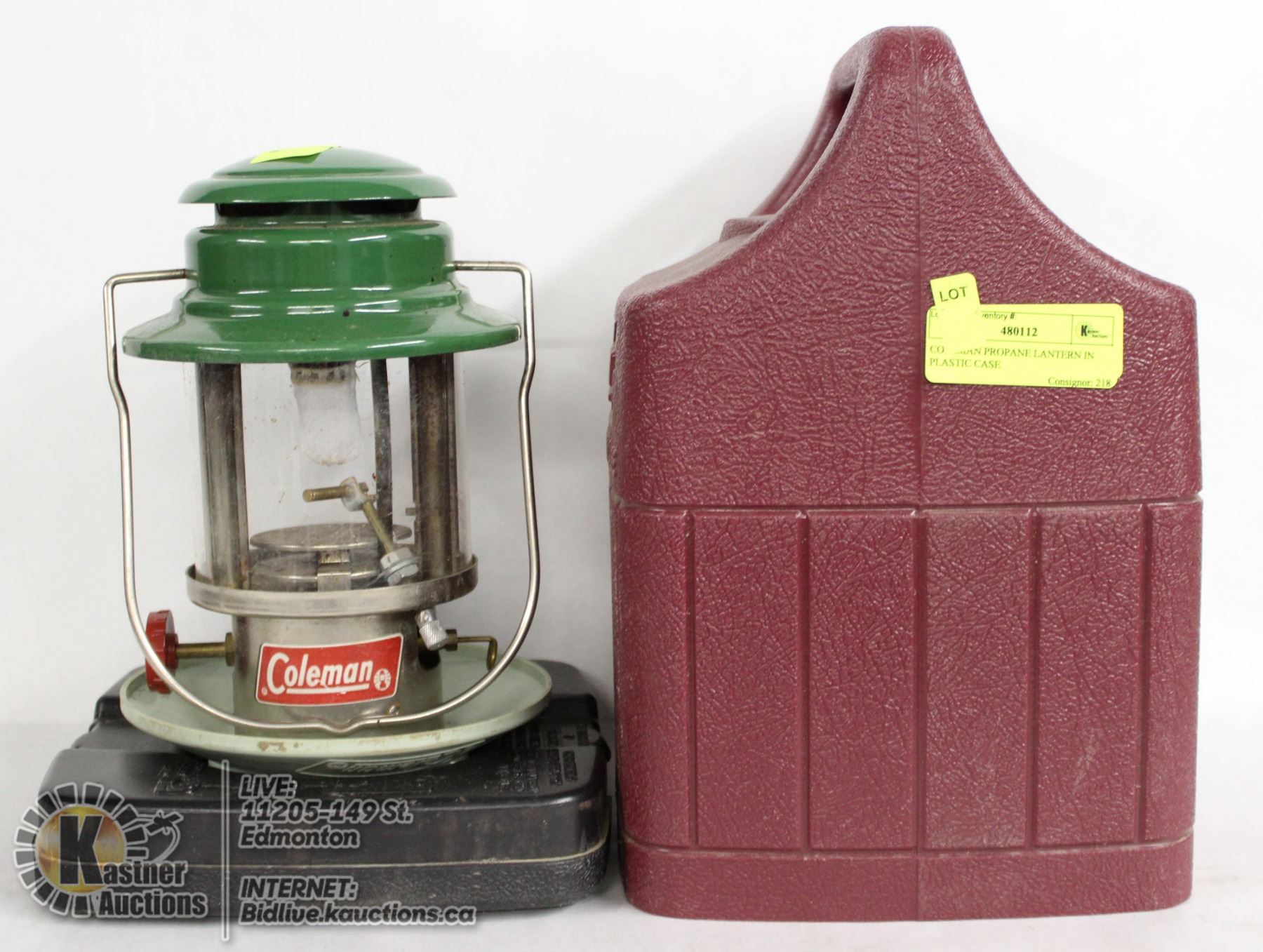 COLEMAN PROPANE LANTERN IN PLASTIC CASE