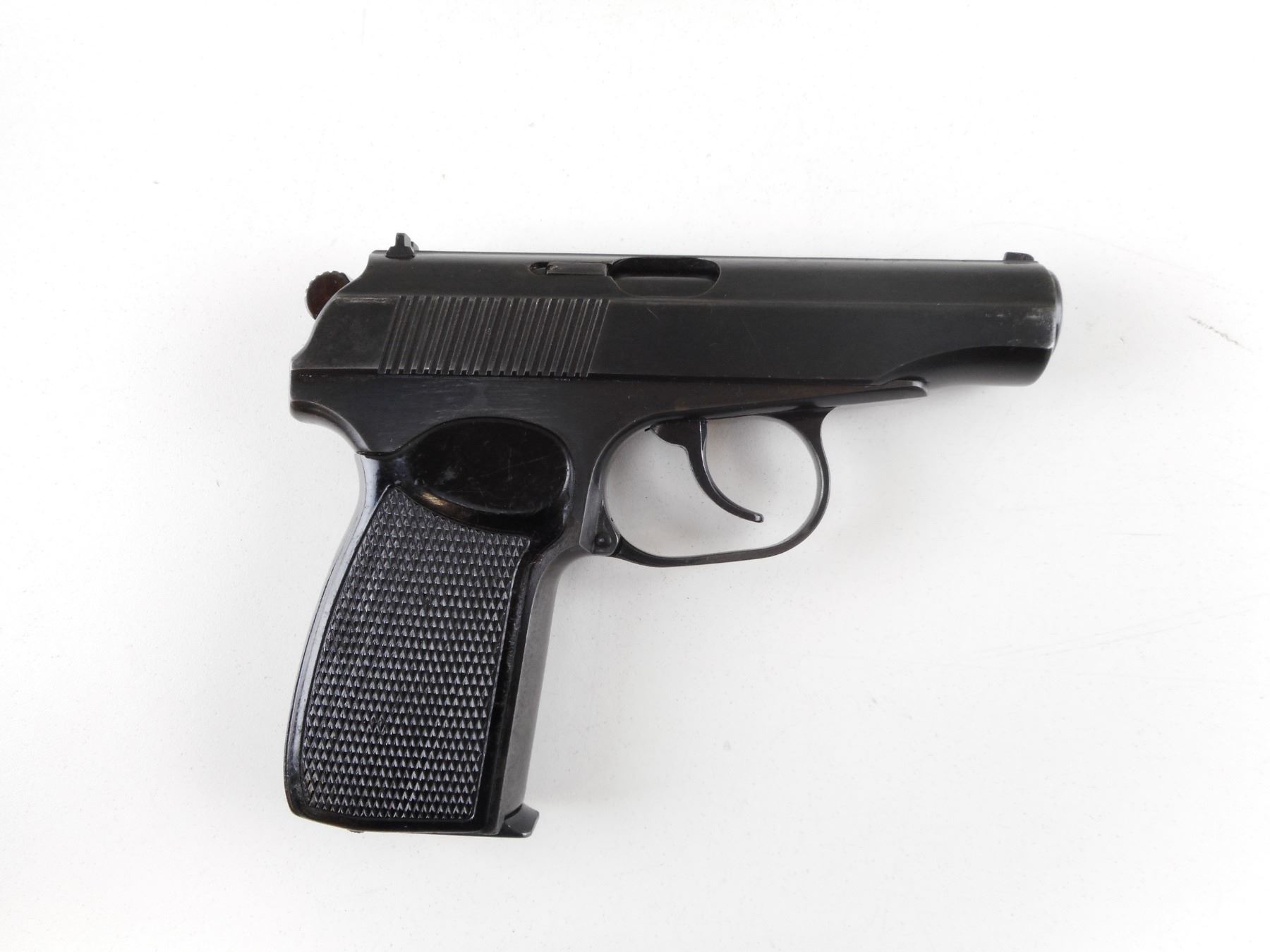 MAKAROV MODEL PISTOLE M CALIBER 9 X 18 MAKAROV makarov-model-pistole-m-caliber-9-x-18-makarov