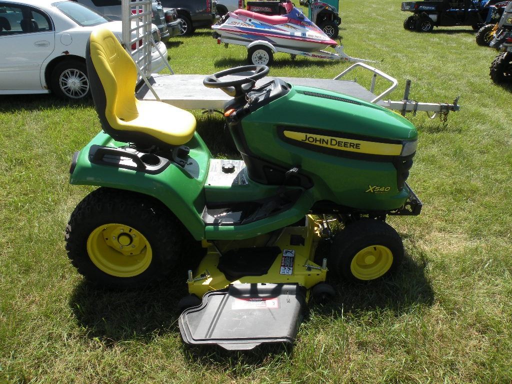 John Deere X540 SN#-1M0X540AVEM090840