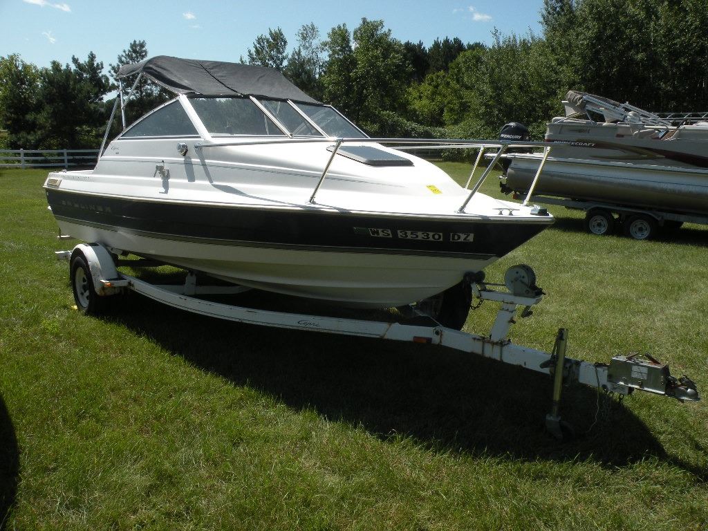 1997 Bayliner Capri 1952 w/trailer SN#-BIYD09CNC797