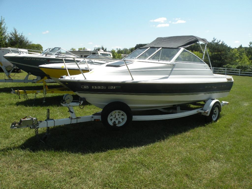 1997 Bayliner Capri 1952 w/trailer SN#-BIYD09CNC797