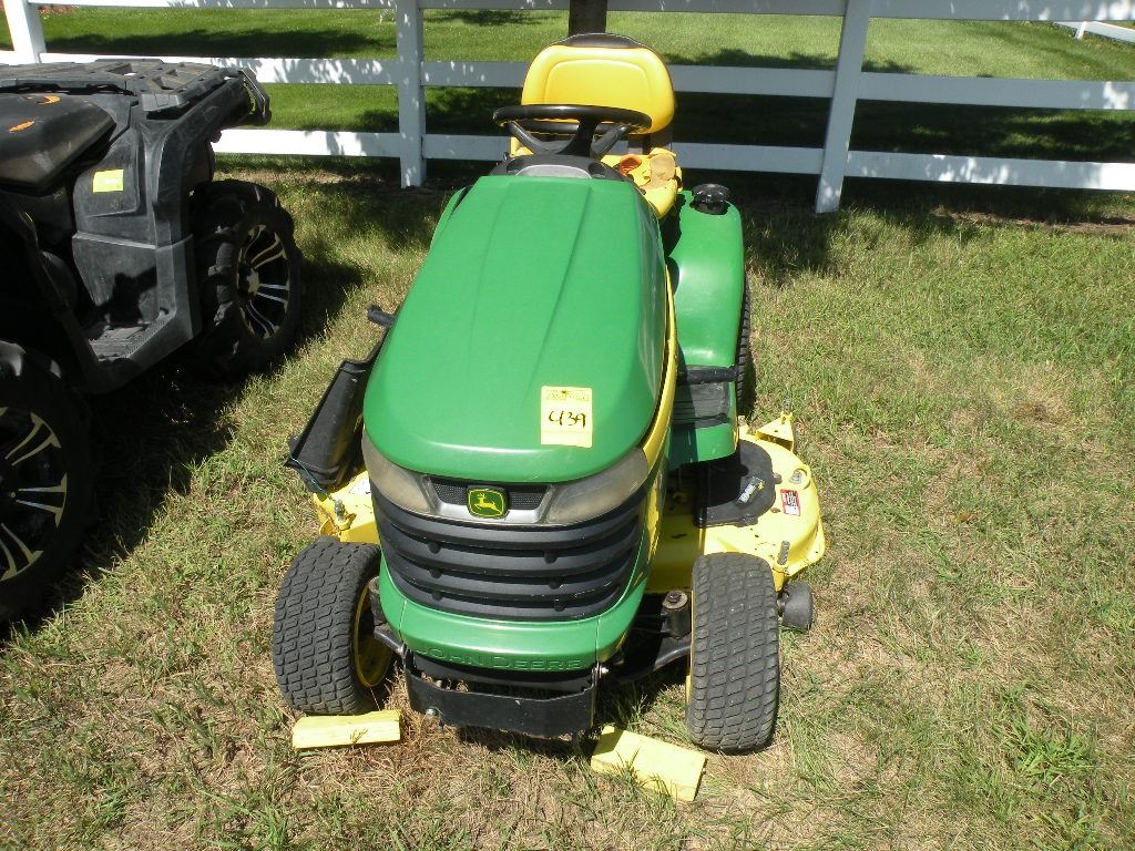 John Deere X320 SN#-M0X320A091916