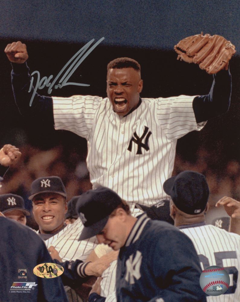 Dwight "Doc" Gooden Signed New York Yankees 8x10 Photo (MAB Hologram)