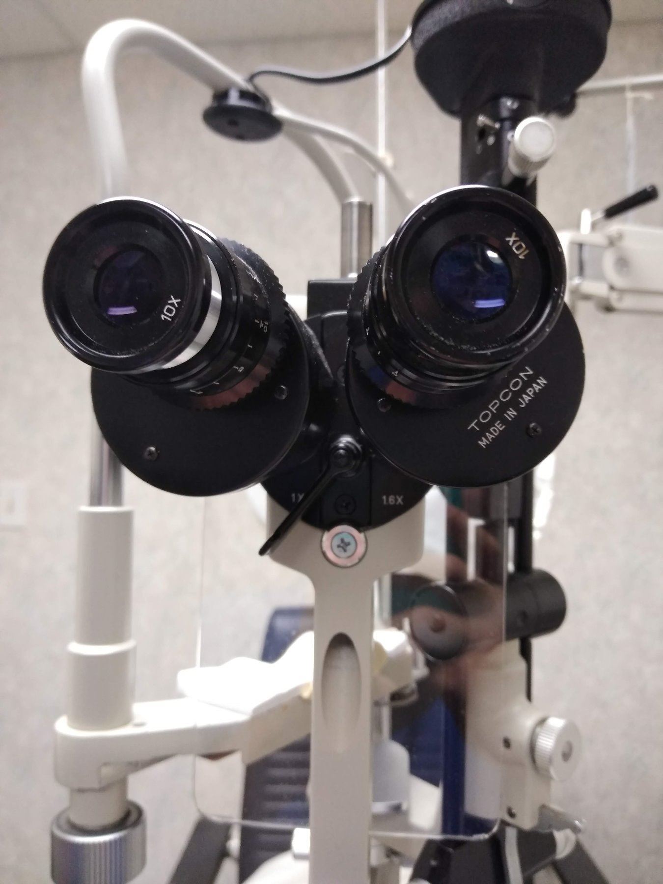 TOPCON SL-3D SLIT LAMP WITH BIN OF PARTS