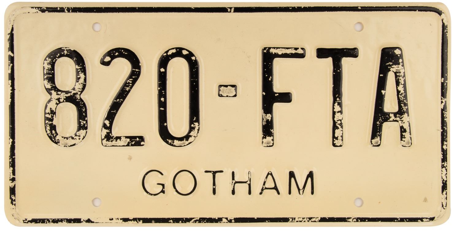 Michael Keaton 'Bruce Wayne' limousine license plate from Batman ...