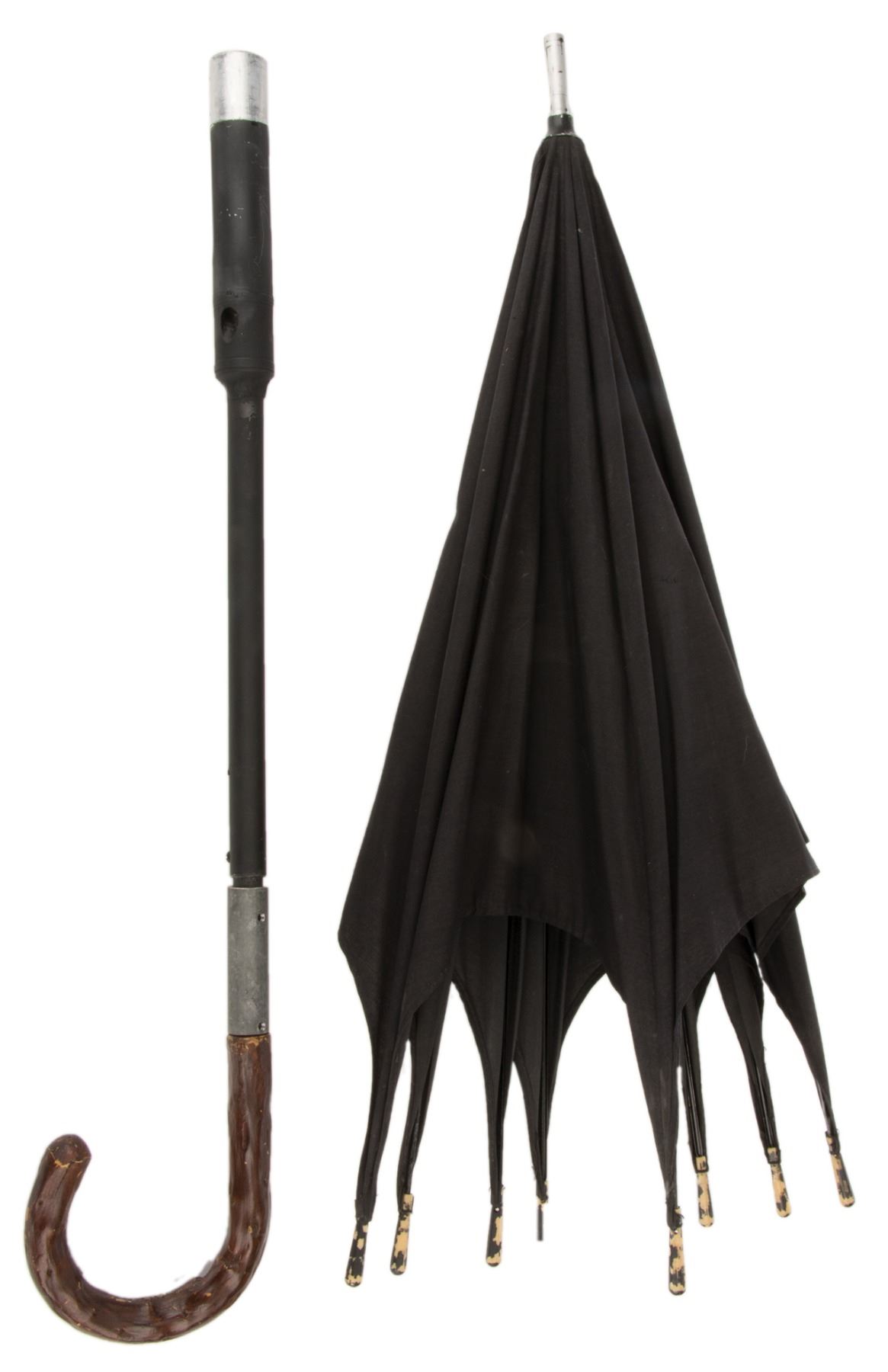 Danny DeVito 'Oswald Cobblepot/Penguin' umbrella machine gun prop ...