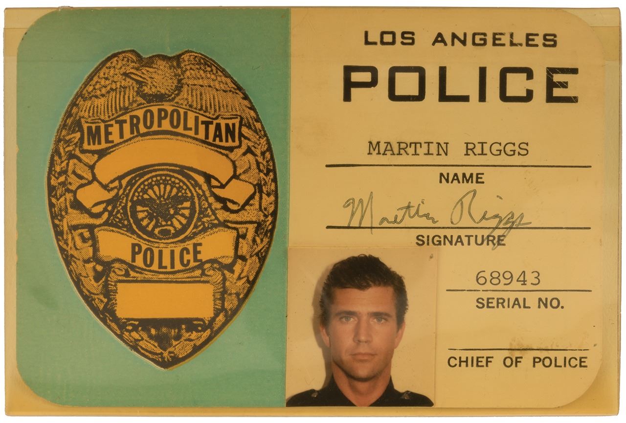 Mel Gibson 'Martin Riggs' LAPD ID badge and holder from Lethal Weapon 3 ...