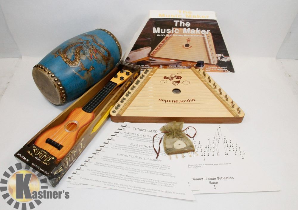 VINTAGE ITEMS "THE MUSIC MAKER"