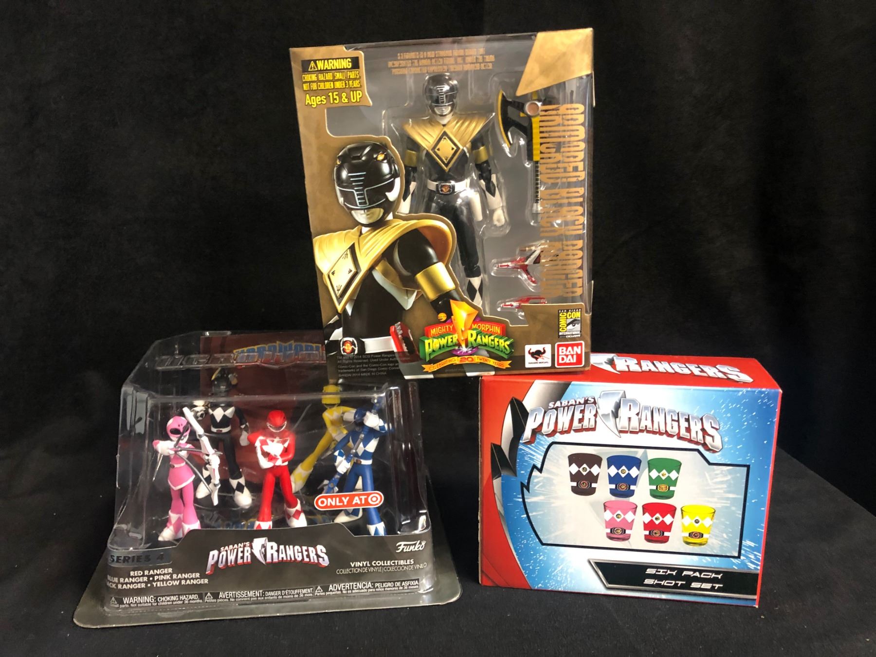 POWER RANGERS LOT (FIGURES/ SHOT GLASSES)