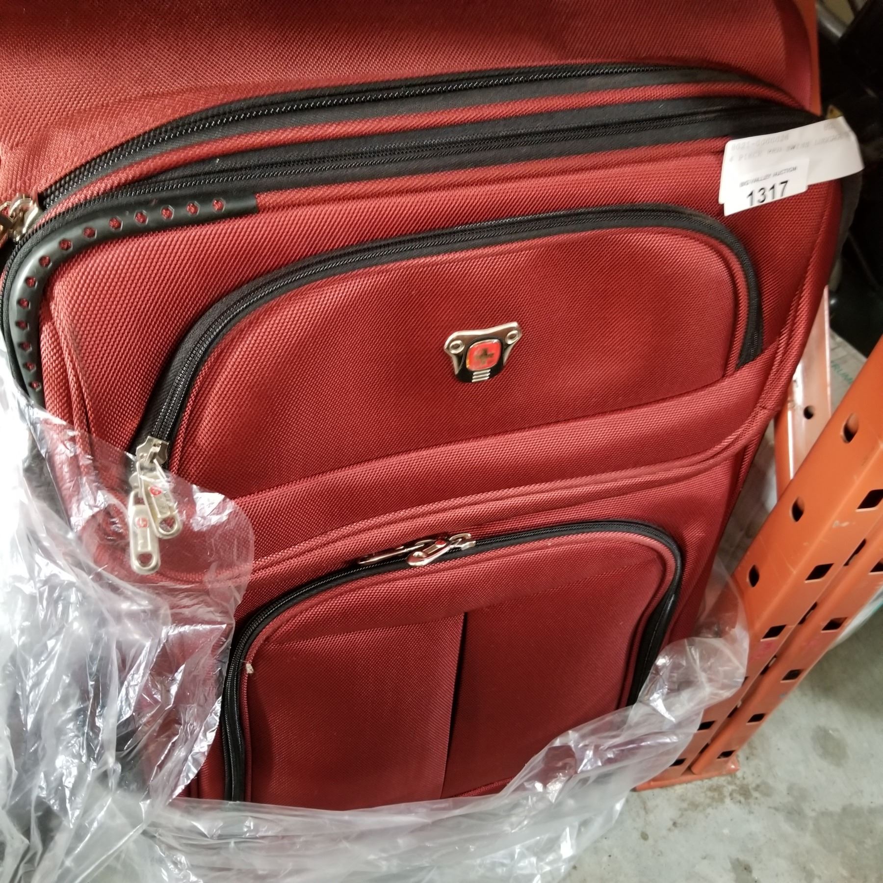 4 PIECE RED SWISS LUGGAGE SET Big Valley Auction 4-piece-red-swiss-luggage-set-big-valley-auction