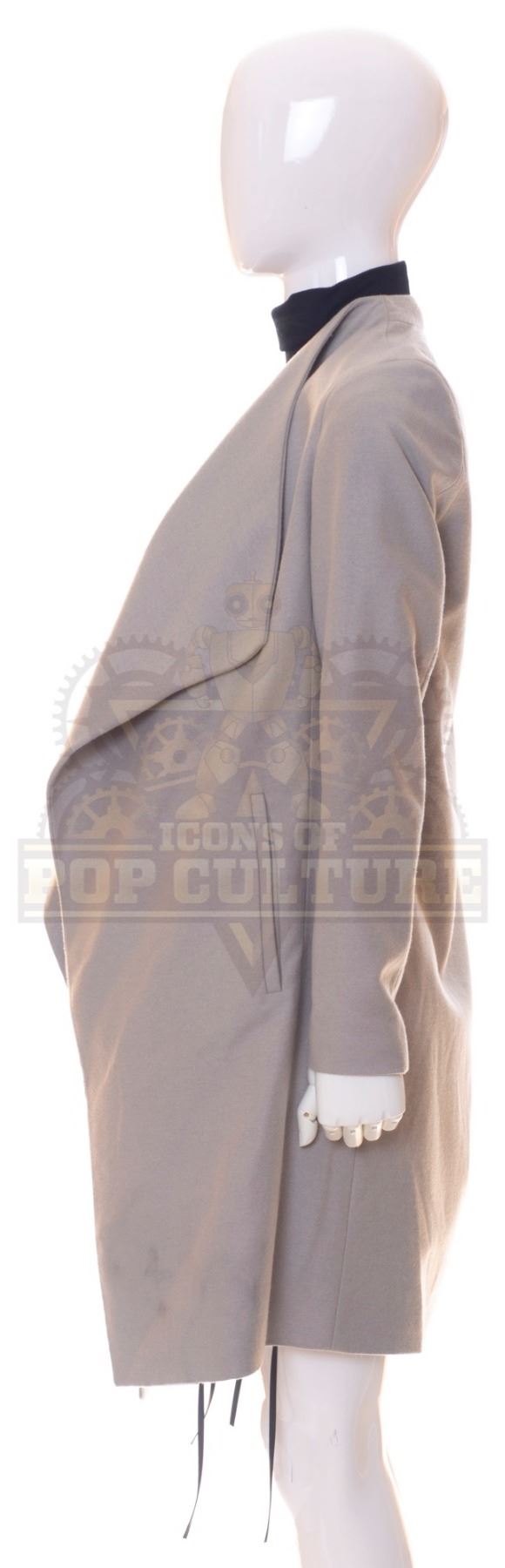 Timeless (TV) – Emma Whitmore’s Outfit – TL192