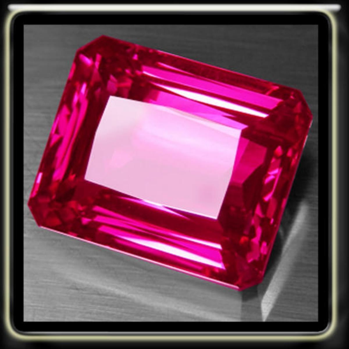Natural Hot Pink Topaz 20.50 Carats - VVS