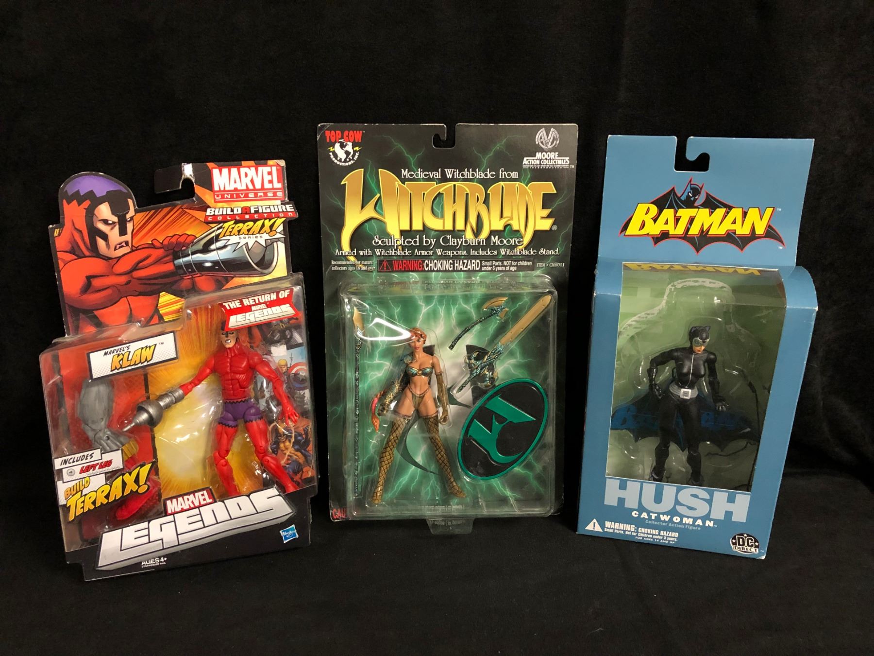 TOY FIGURES LOT (MARVEL LEGENDS/ WITCHBLADE/ BATMAN)