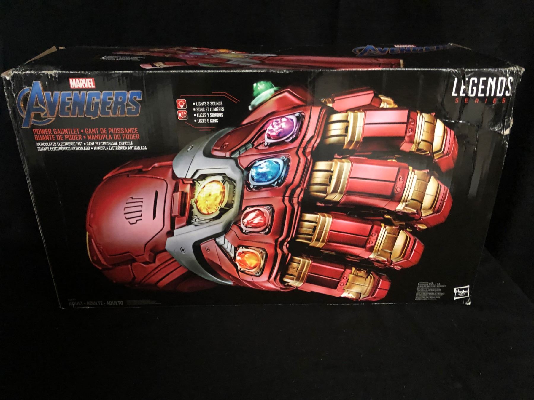 MARVEL AVENGERS POWER GAUNTLET ARTICULATED ELECTRONIC FIST (LEGENDS SERIES)