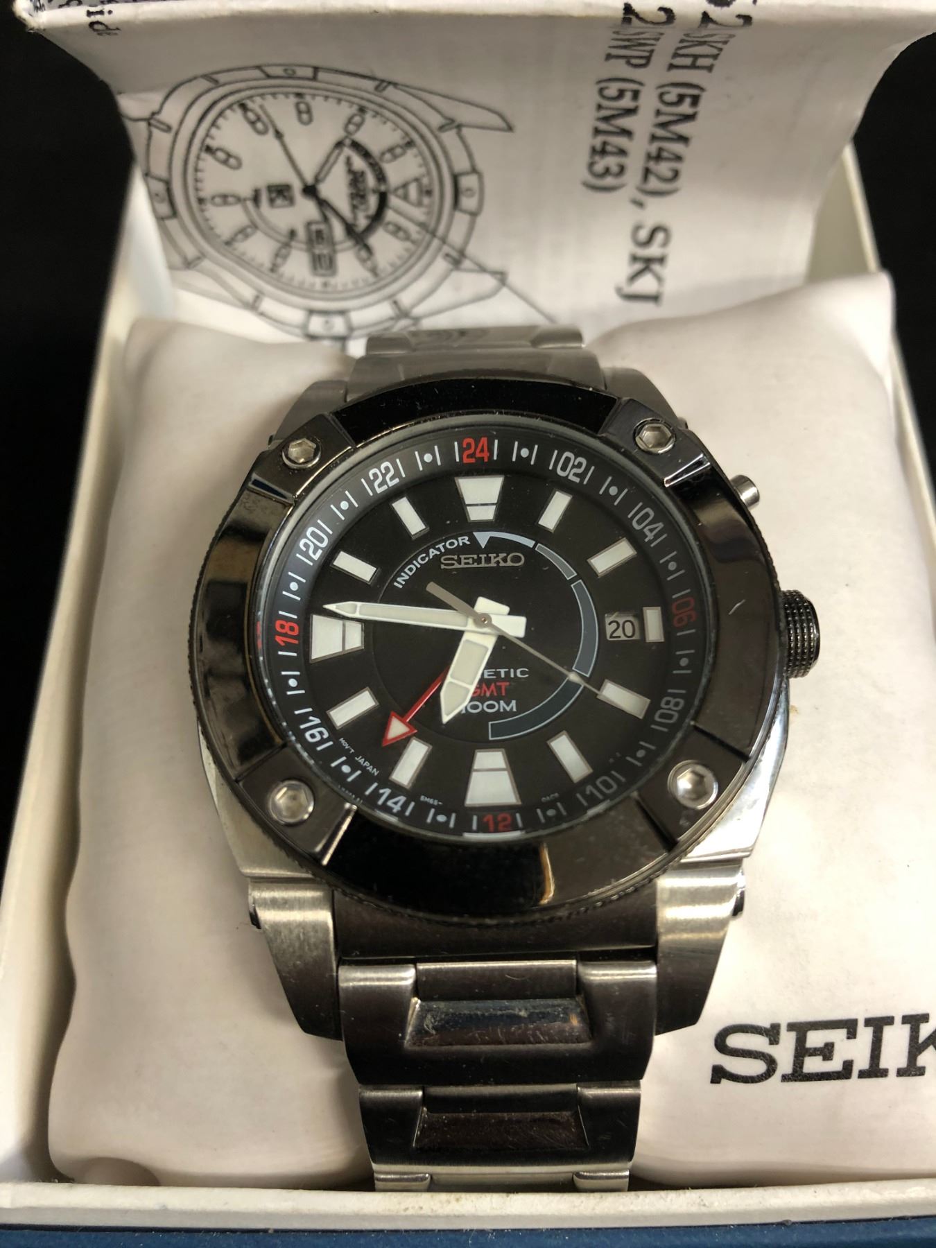 SEIKO INDICATOR KINETIC GMT 100 WRIST WATCH w/ CASE
