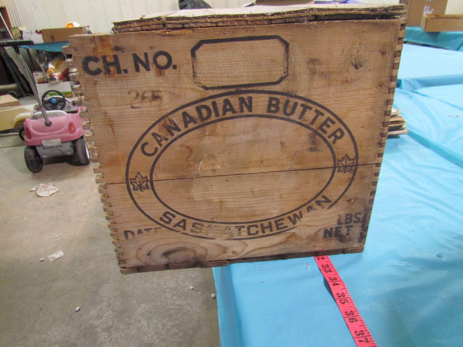 WOODEN BOX WITH ASSORTED LICENSE PLATES (BOX IS 13.5 X 13 X 12)