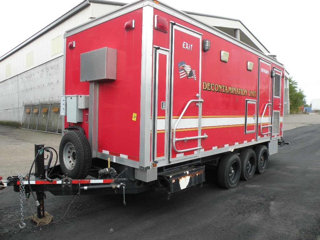 Decon/shower trailer -SELLS NO TITLE