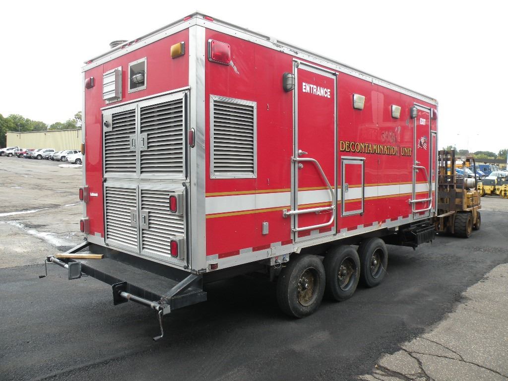 Decon/shower trailer -SELLS NO TITLE