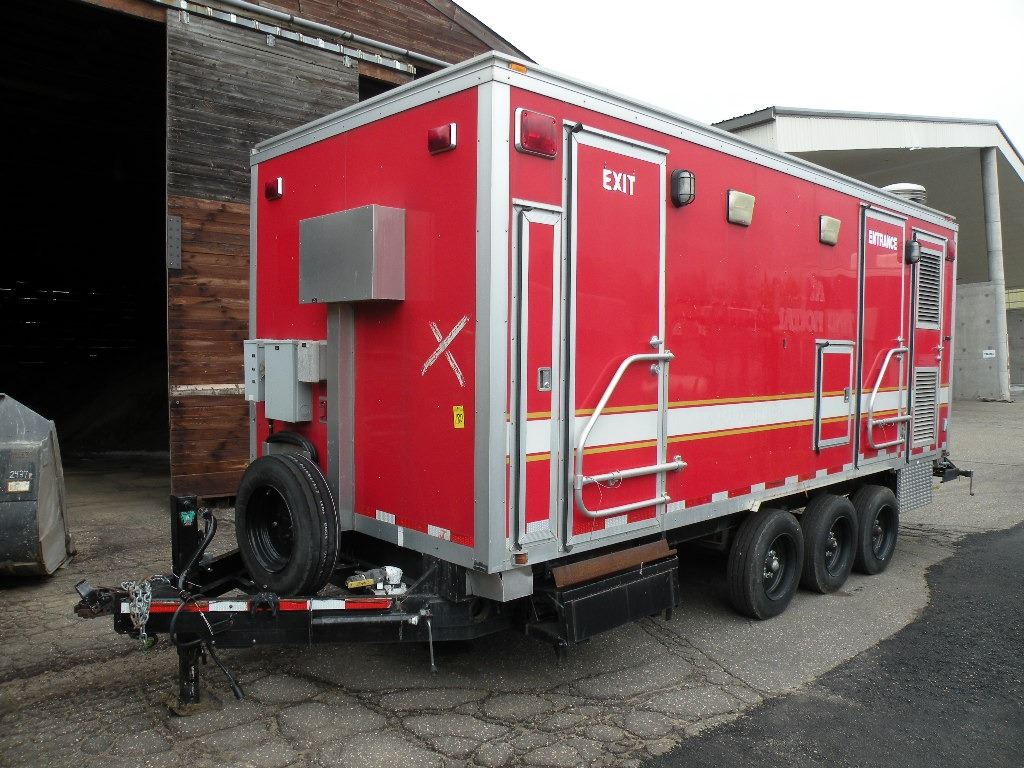 Decon/shower trailer -SELLS NO TITLE