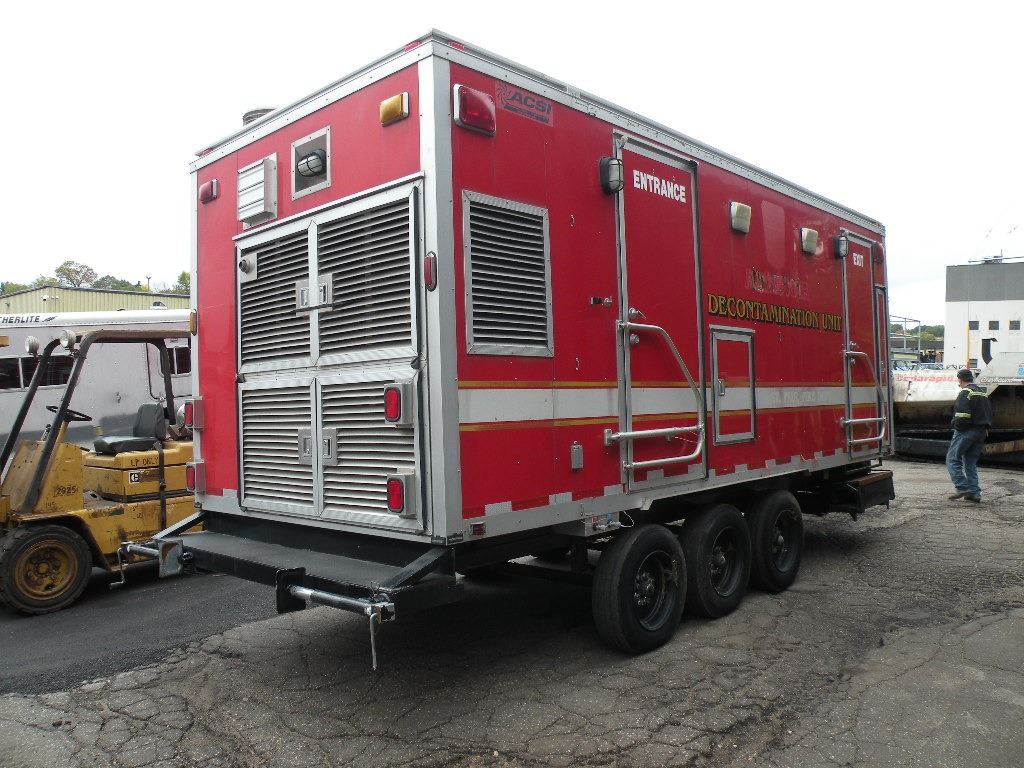 Decon/shower trailer -SELLS NO TITLE