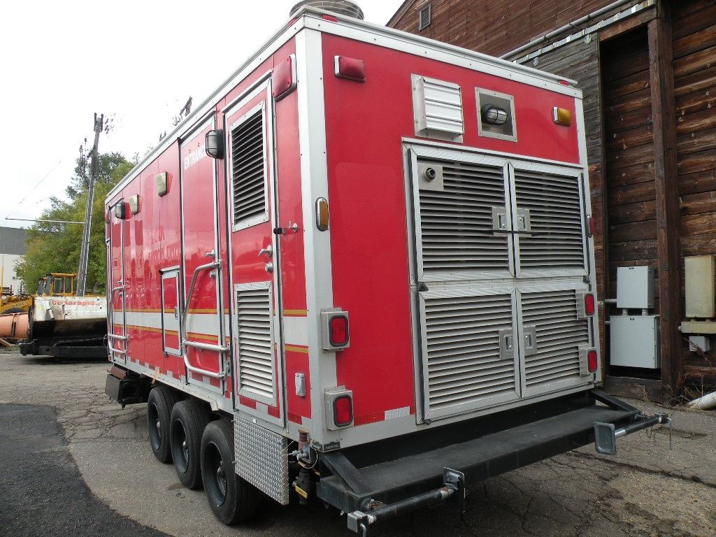 Decon/shower trailer -SELLS NO TITLE