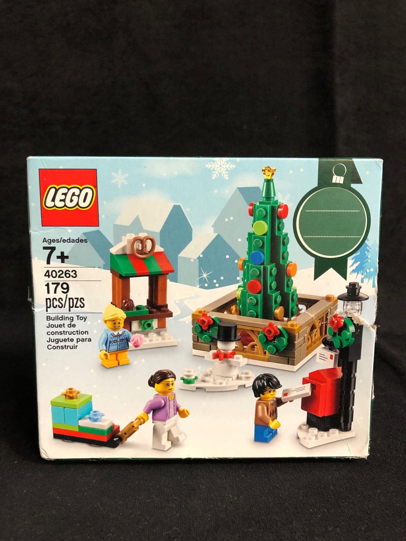 LEGO 40263 Christmas Town Square
