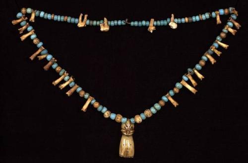 Inuit Shaman's Necklace with Carved Amulet N