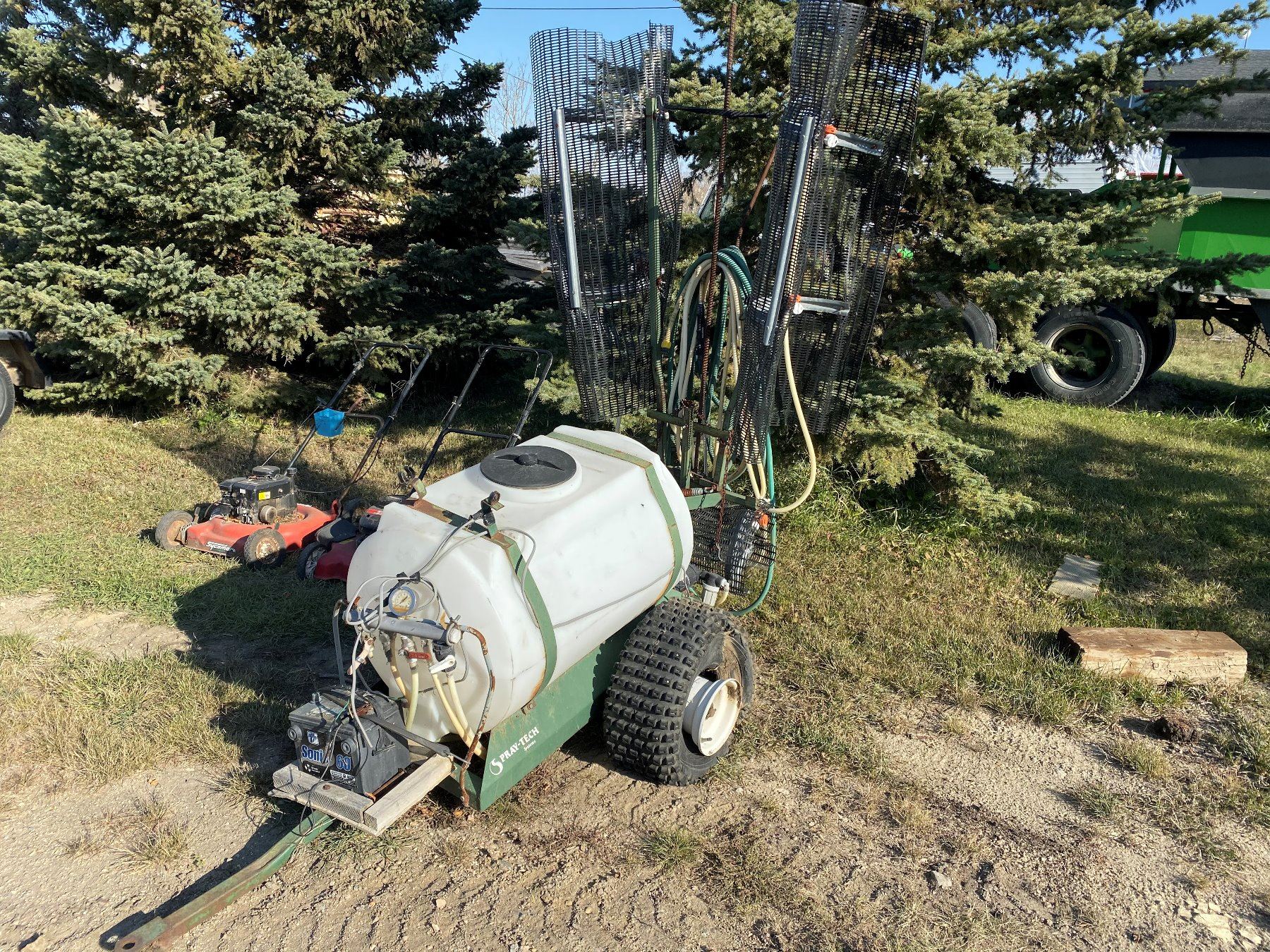 Spray-Tech 10ft Yard sprayer(12volt), wind screens, six nozzles with ...