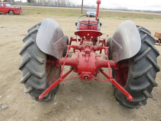 FORD 9N TRACTOR W/ 3 POINT HITCH