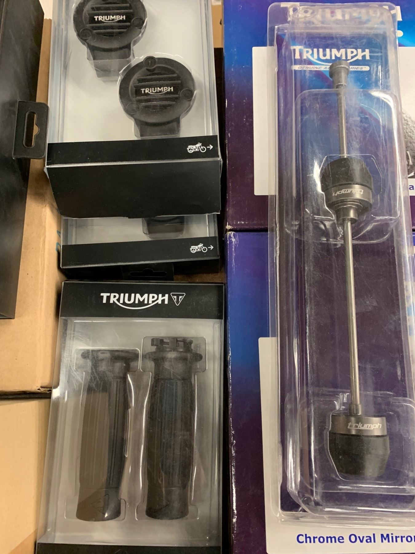 Triumph Tiger Fog Light Kit, BOBBER Knee Pad Kit , Tiger CNC MACHINED ...