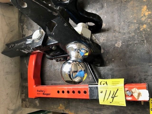 Trailer Keeper wheel locks; 2" hitch bar (63970)