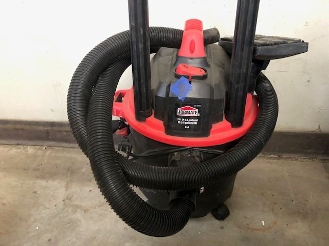 Bissell Powerforce Turbo vacuum model 2190C; Jobmate 15L 6A wet/dry vac