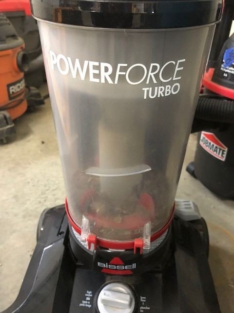 Bissell Powerforce Turbo vacuum model 2190C; Jobmate 15L 6A wet/dry vac