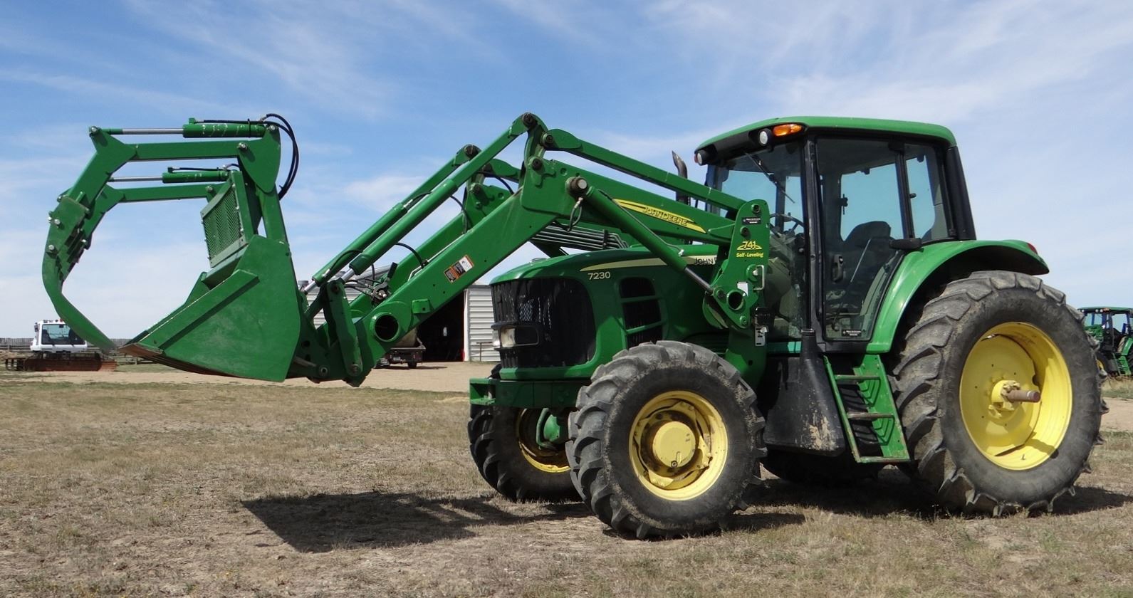 2008 John Deere 7230 tractor