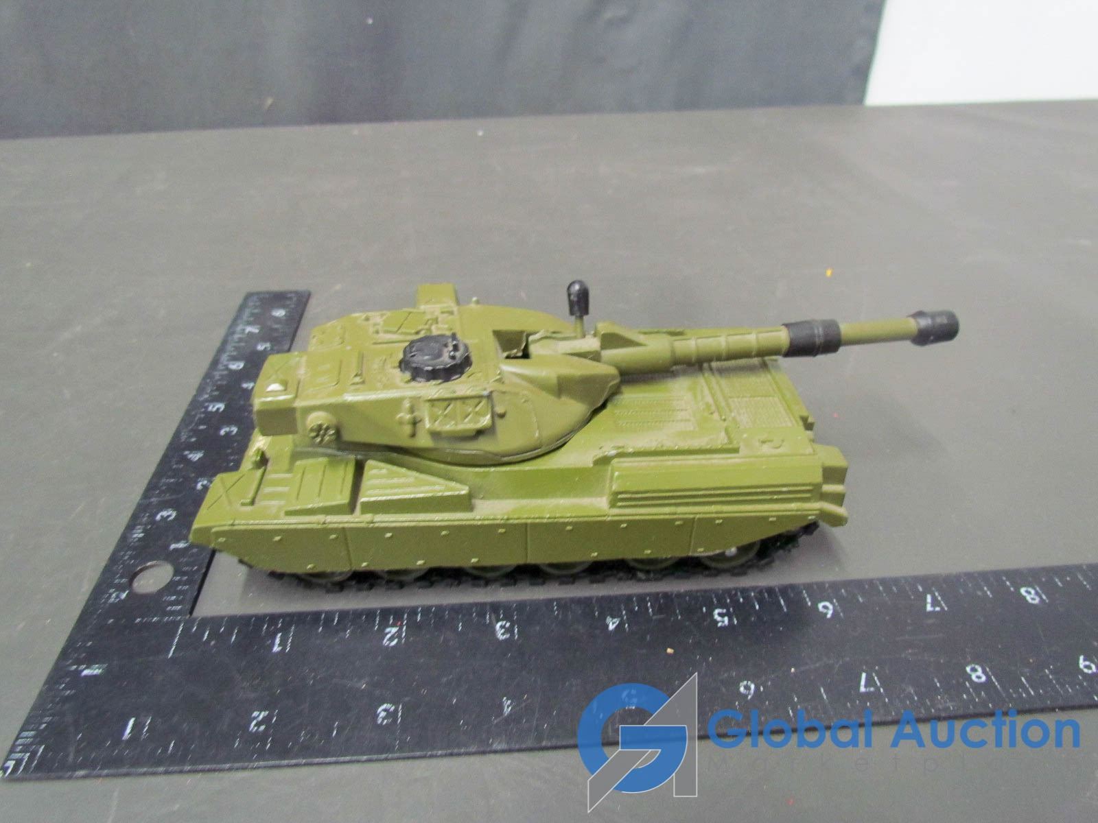 Dinky Chieftain Tank