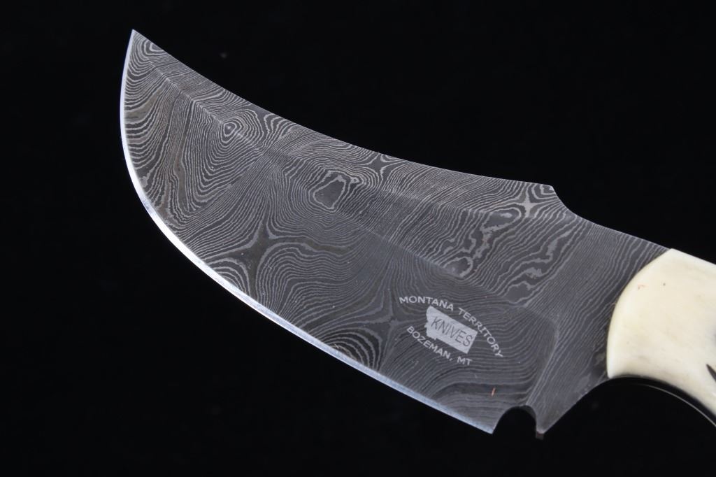 Yellowstone Buffalo Scrimshaw Damascus M.T. Knives