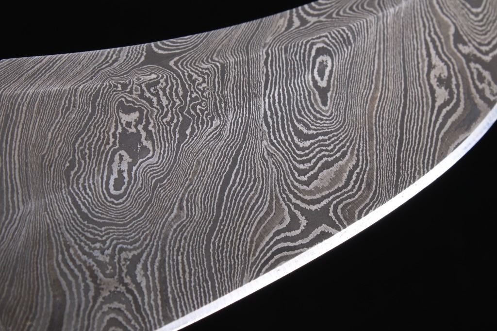 Yellowstone Buffalo Scrimshaw Damascus M.T. Knives