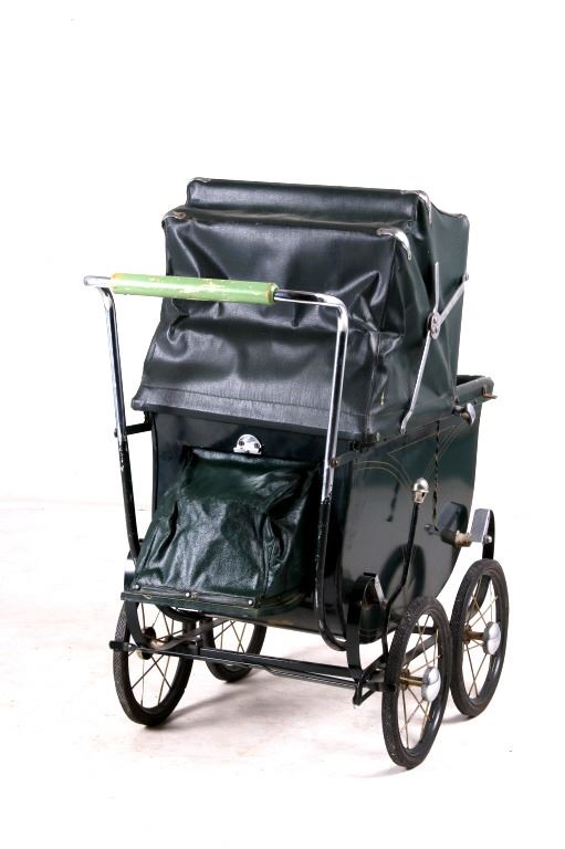 1917 The Lloyd MFG Co Authentic Baby Buggy