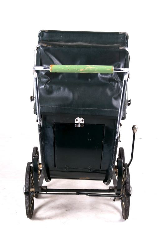 1917 The Lloyd MFG Co Authentic Baby Buggy