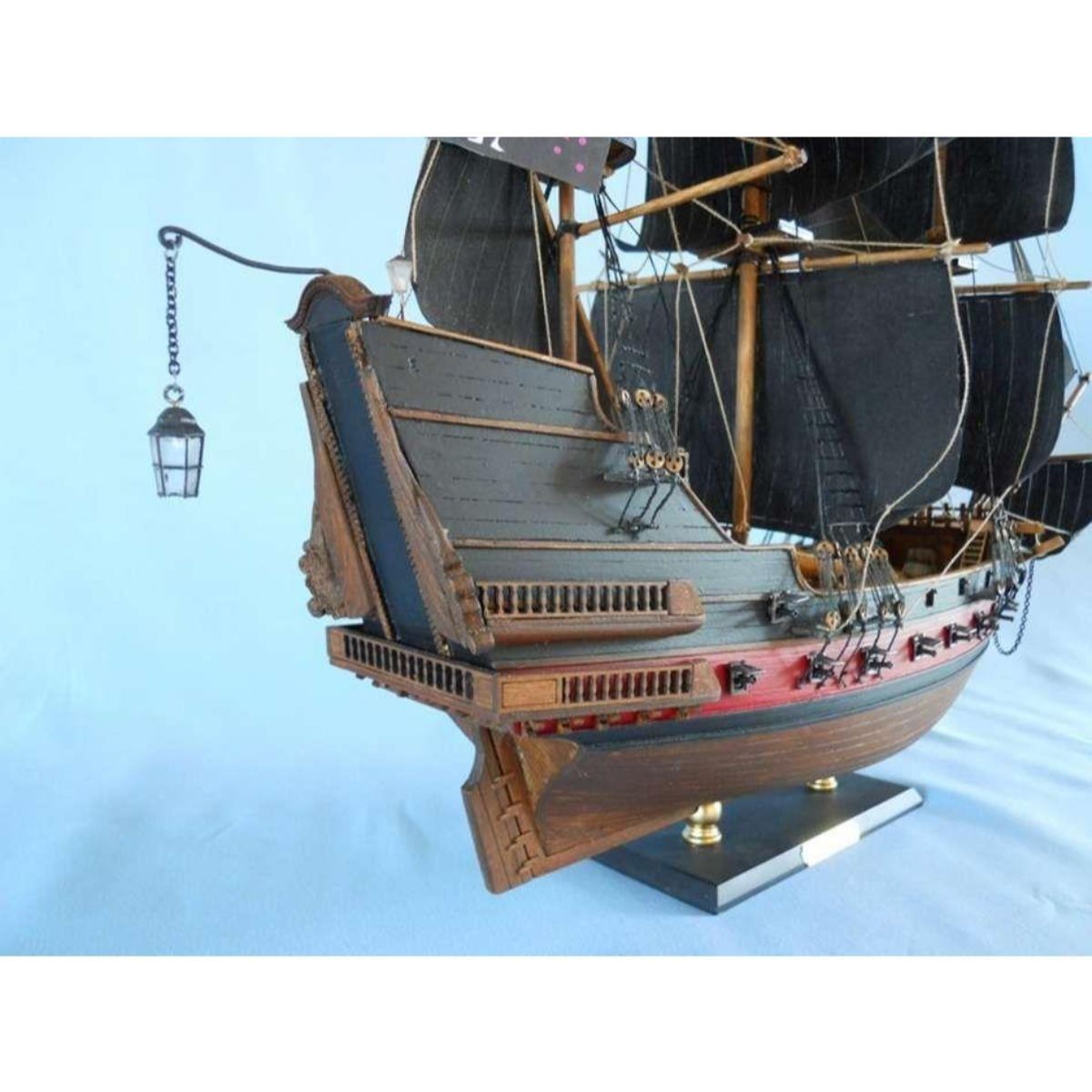 Blackbeard's Queen Anne's Revenge Model Pirate Ship Limited 24"