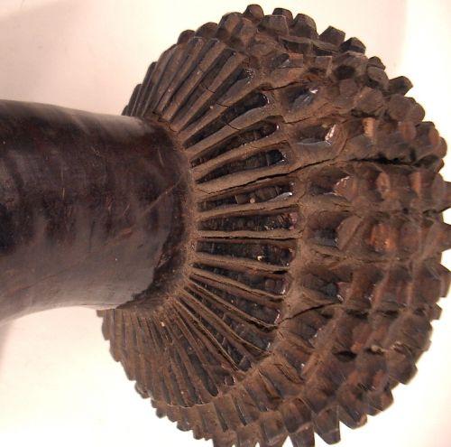 A SUPERB AND EARLY FIJIAN WAR CLUB (totokia),c.19