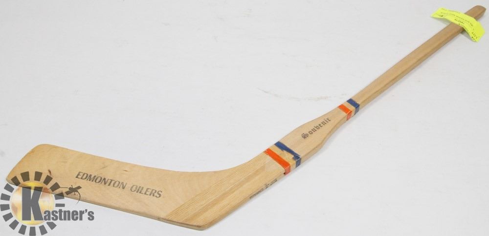 1978 OILERS SOUVENIR MINI STICK.