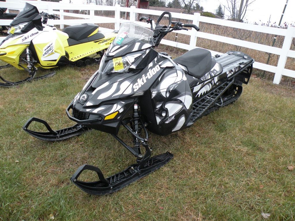 2014 Ski Doo Summit X 800 E tec SN 2BPSTCECXEV000290 2014 Ski Doo Summit X 800 E tec SN 2BPSTCECXEV000290