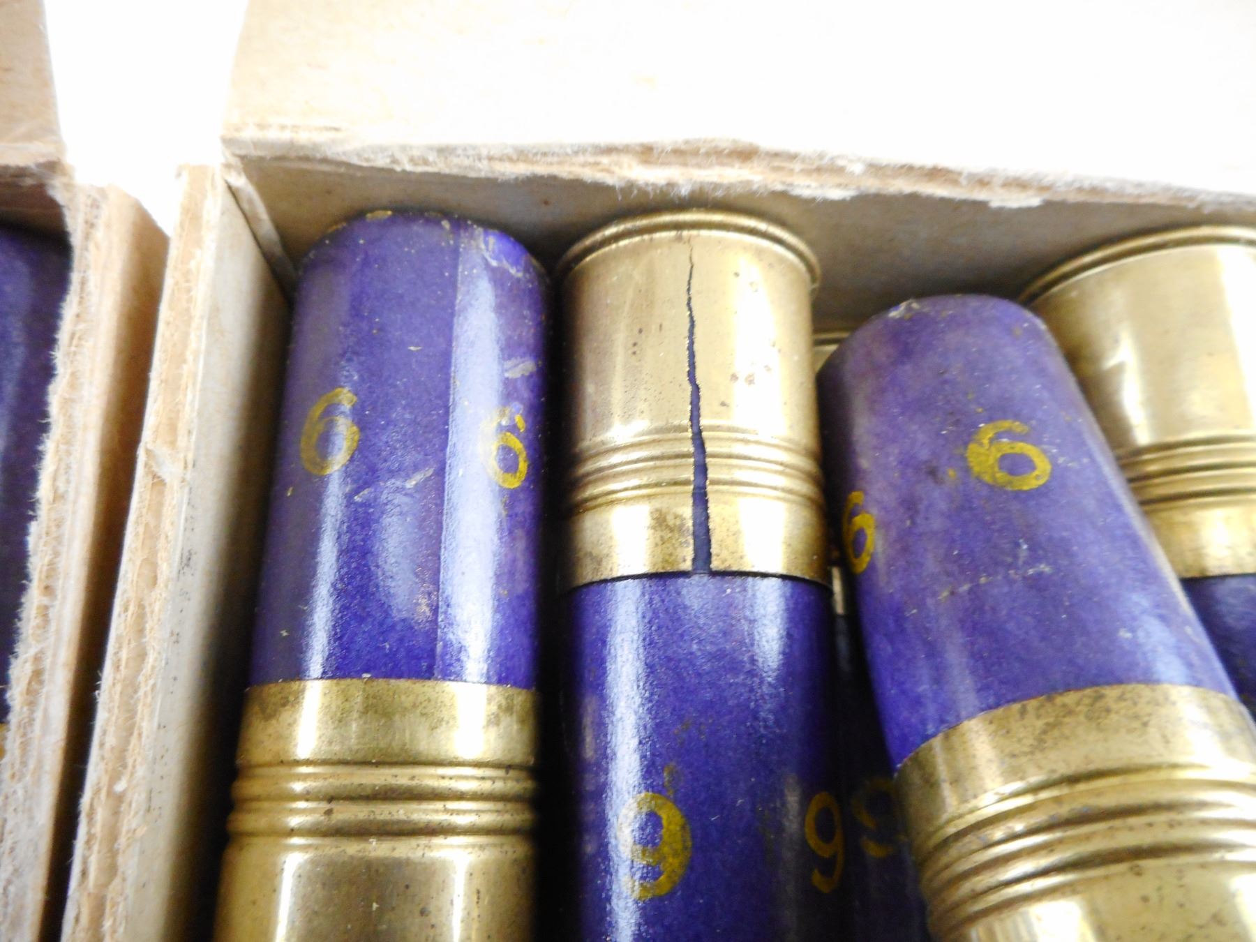 IMPERIAL 12 GAUGE 2 3 4 SHOTGUN SHELLS Switzer s Auction Appraisal IMPERIAL 12 GAUGE 2 3 4 SHOTGUN SHELLS Switzer s Auction Appraisal