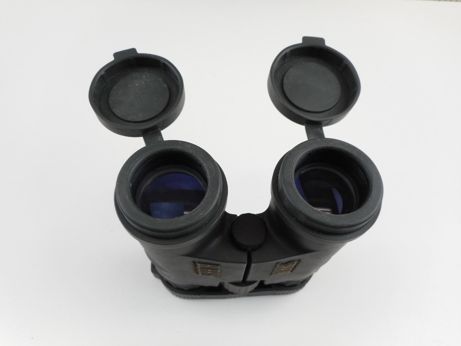 BURRIS 8 X 32 BINOCULARS BURRIS 8 X 32 BINOCULARS