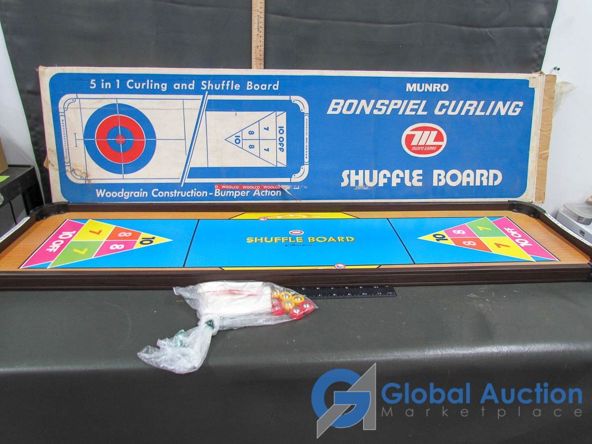 Munro Games Vintage Bonspiel Curling/Shuffleboard Game w/ Pieces