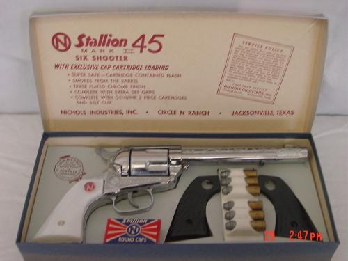 Stallion 45 Mark II six shooter cap gun