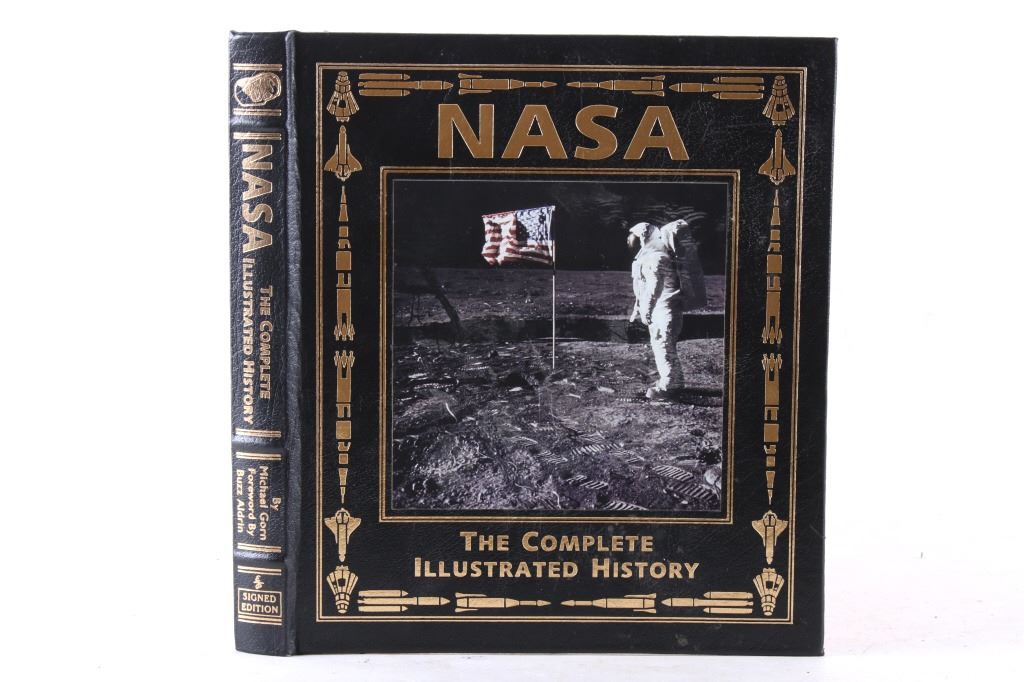 Buzz Aldrin Signed Nasa Complete Illus. History