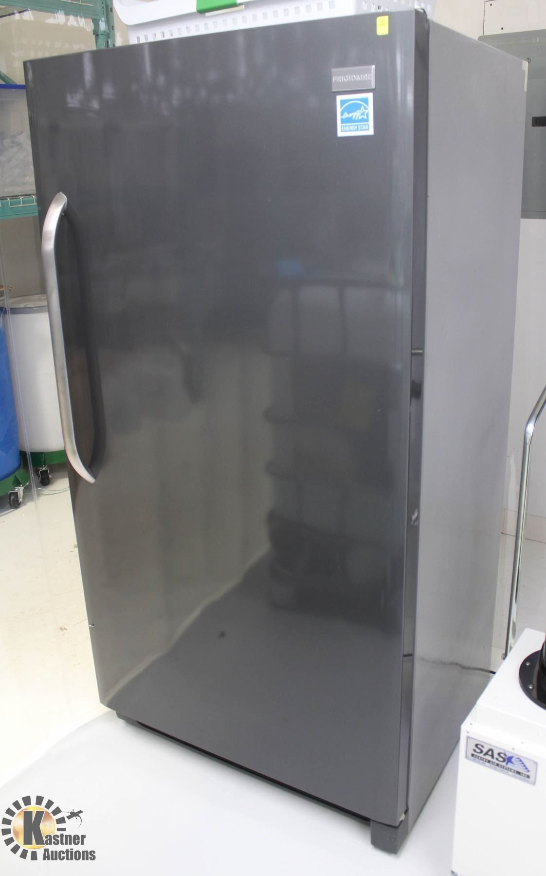 FRIGIDAIRE 16.6 CU. FT. UPRIGHT FREEZER CLASSIC